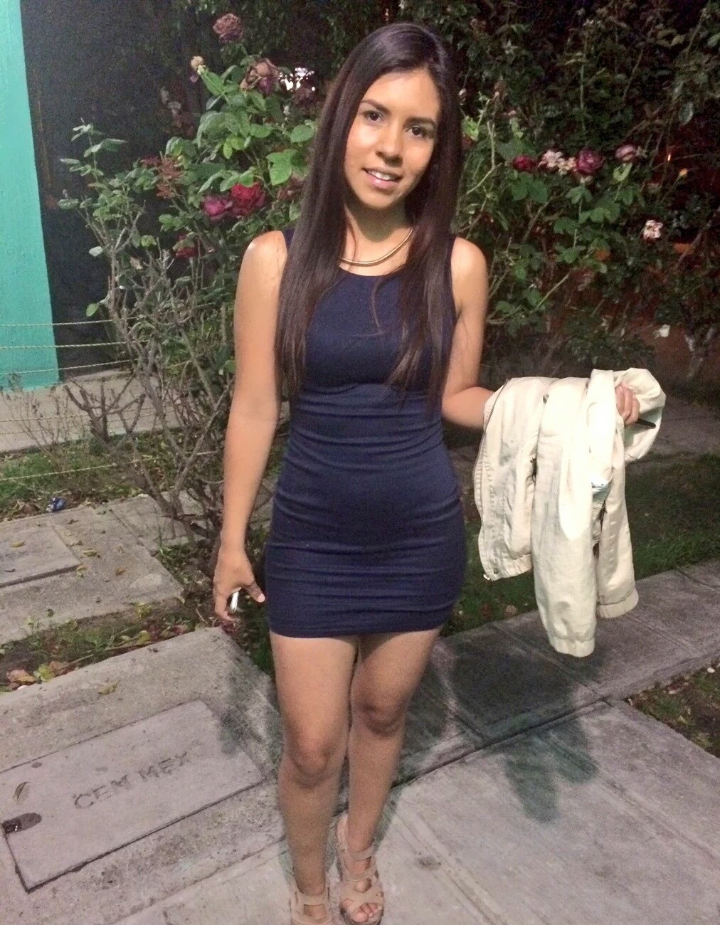 Pack De Elizabeth Jovencita Con Tetas Pequeñas Completamente Desnuda ...