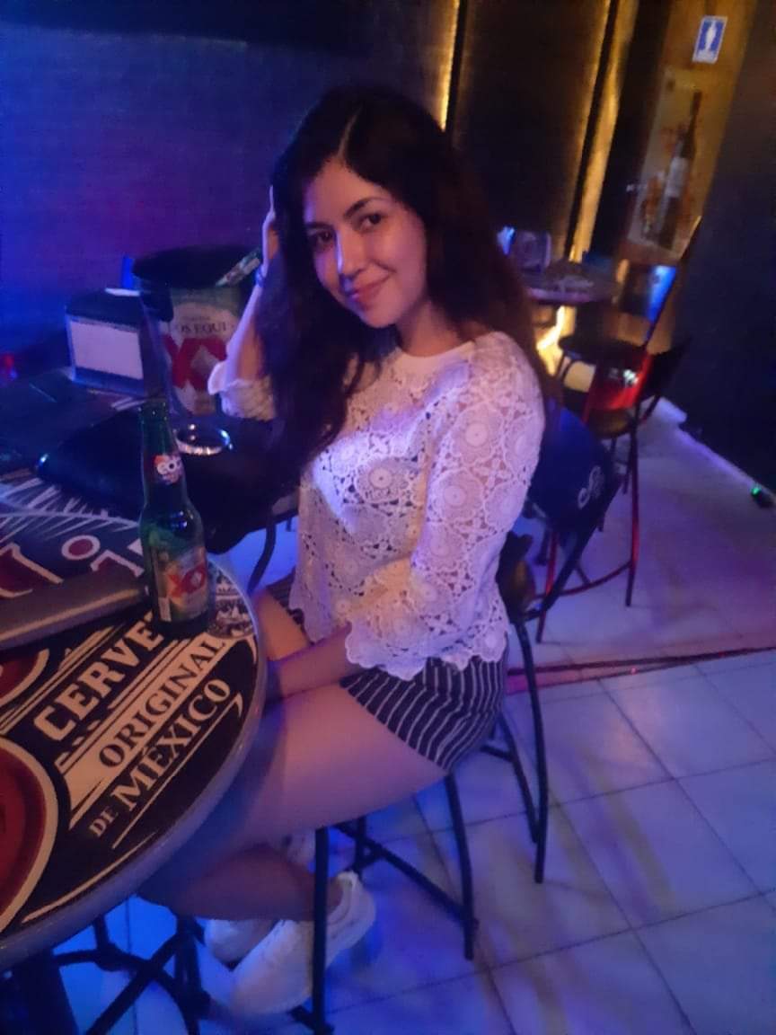 Mini Pack De Nancy Reyes Linda Jovencita Culona Enseñando Sus Tetas